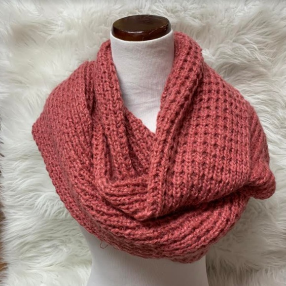 Papillon Blanc | Accessories | New Papillon Knit Scarf Wrap Or Shawl ...